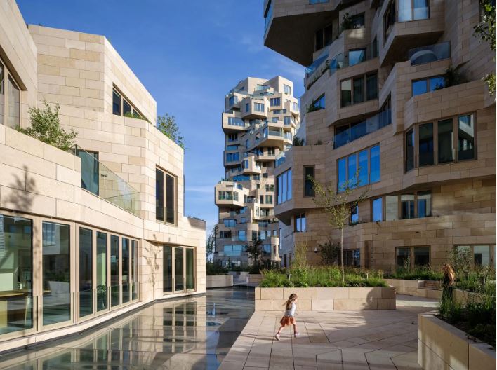The Edge: A green oasis in Amsterdam’s skyline – Nirman